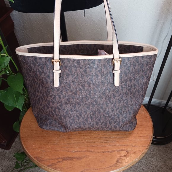Michael Kors | Bags | Mk Brown Jet Set Tote | Poshmark